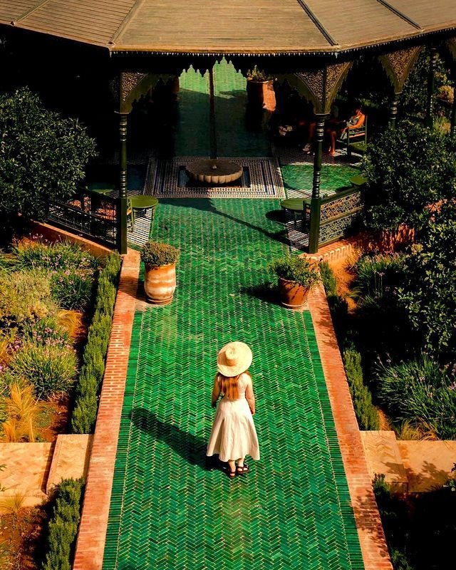 Book A Professional Photoshoot In Marrakech